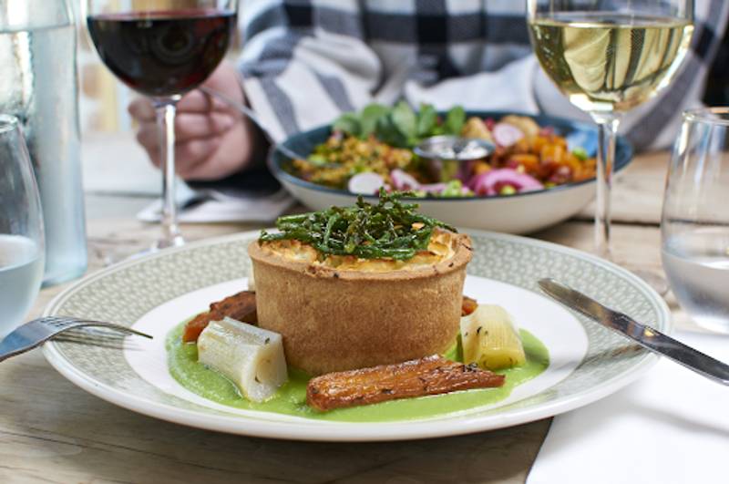 The Angel Inn, Ferndown | Country Pub & Restaurant in Wimborne