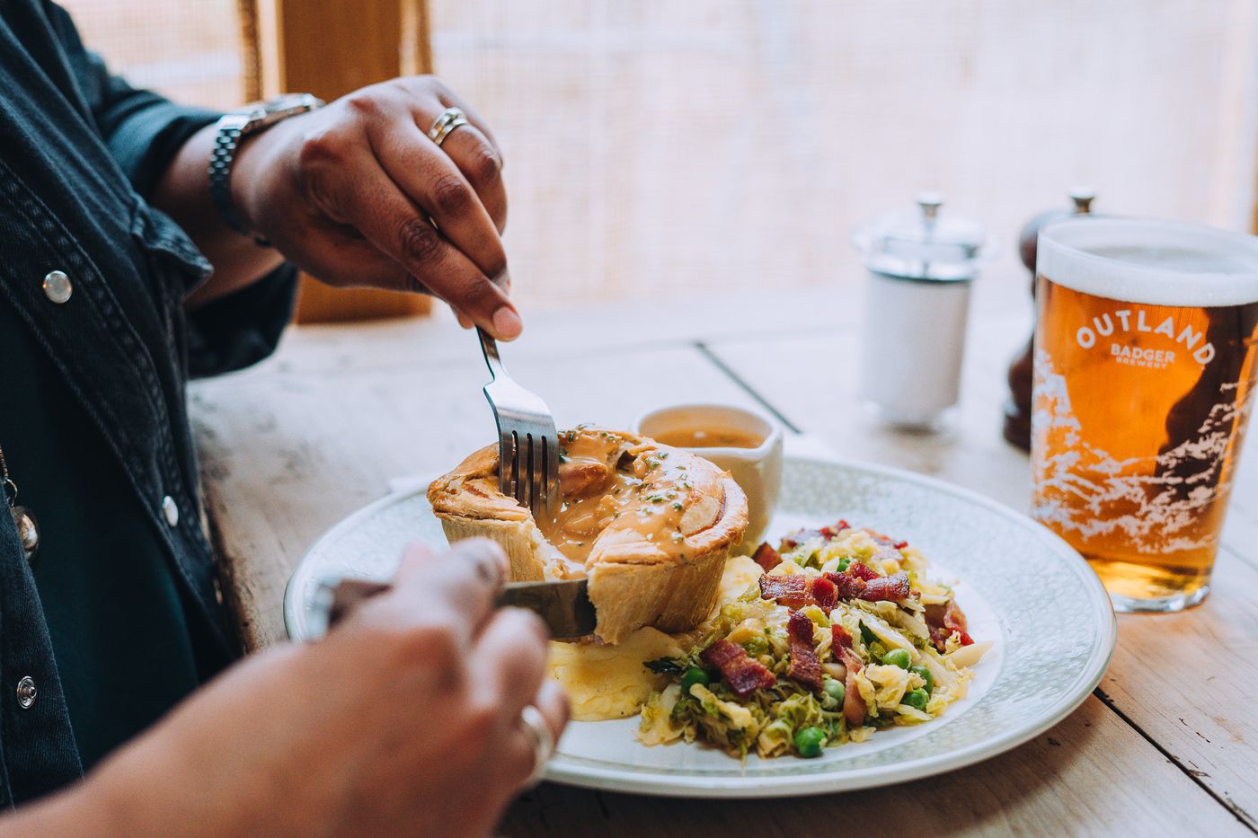 The Angel Inn, Ferndown | Country Pub & Restaurant in Wimborne